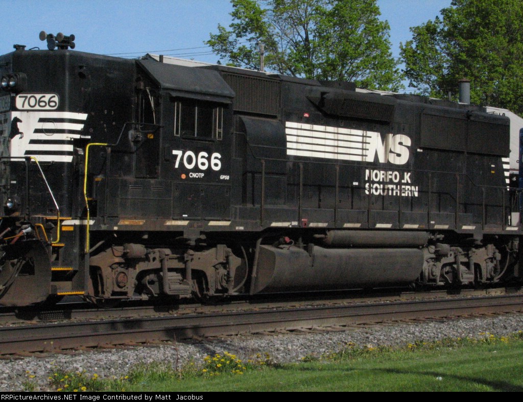 NS 7066